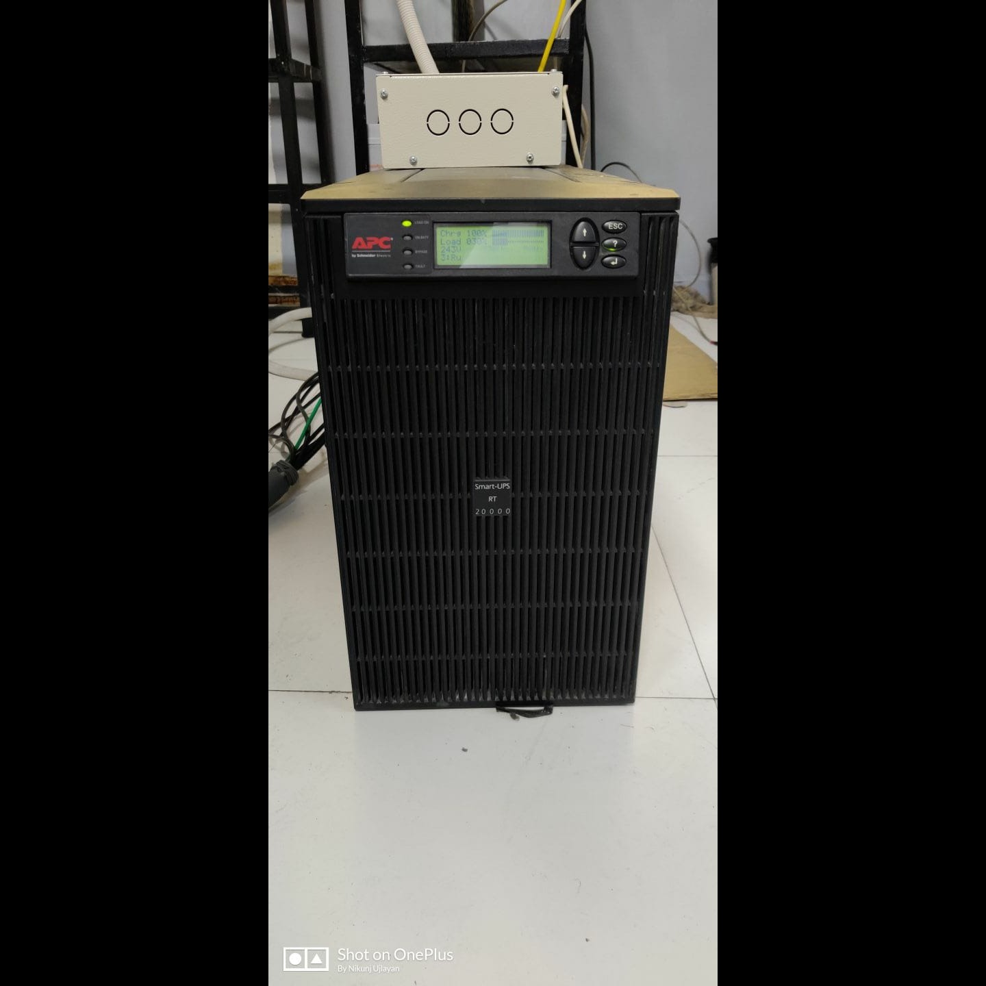 APC Smart UPS SRT 5000 - SRT5KXLI - Battery Direct APC 1 KVA UPS APC ...