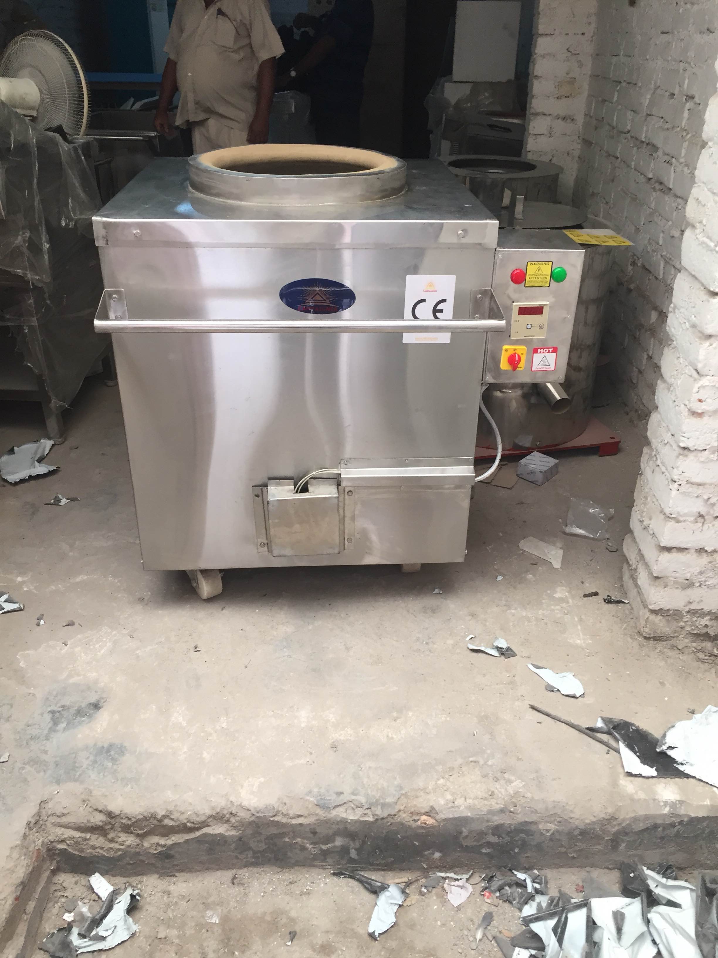Authentic Electric Clay Tandoor Available. We | Makers And Merchants ...