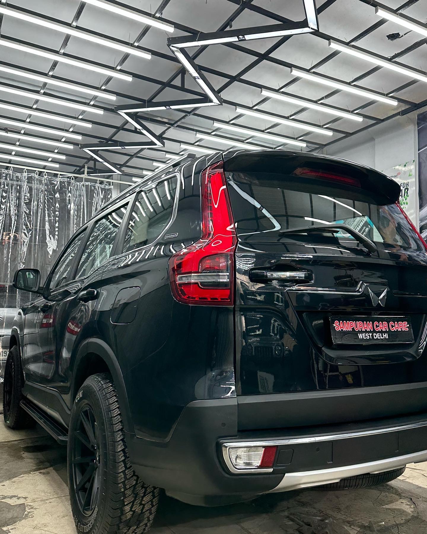 Scorpio Modified Black