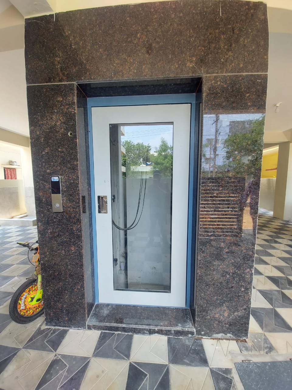 Power Elevators MS Big Vision Glass Swing Doors ar... | POWER ELEVATORS ...