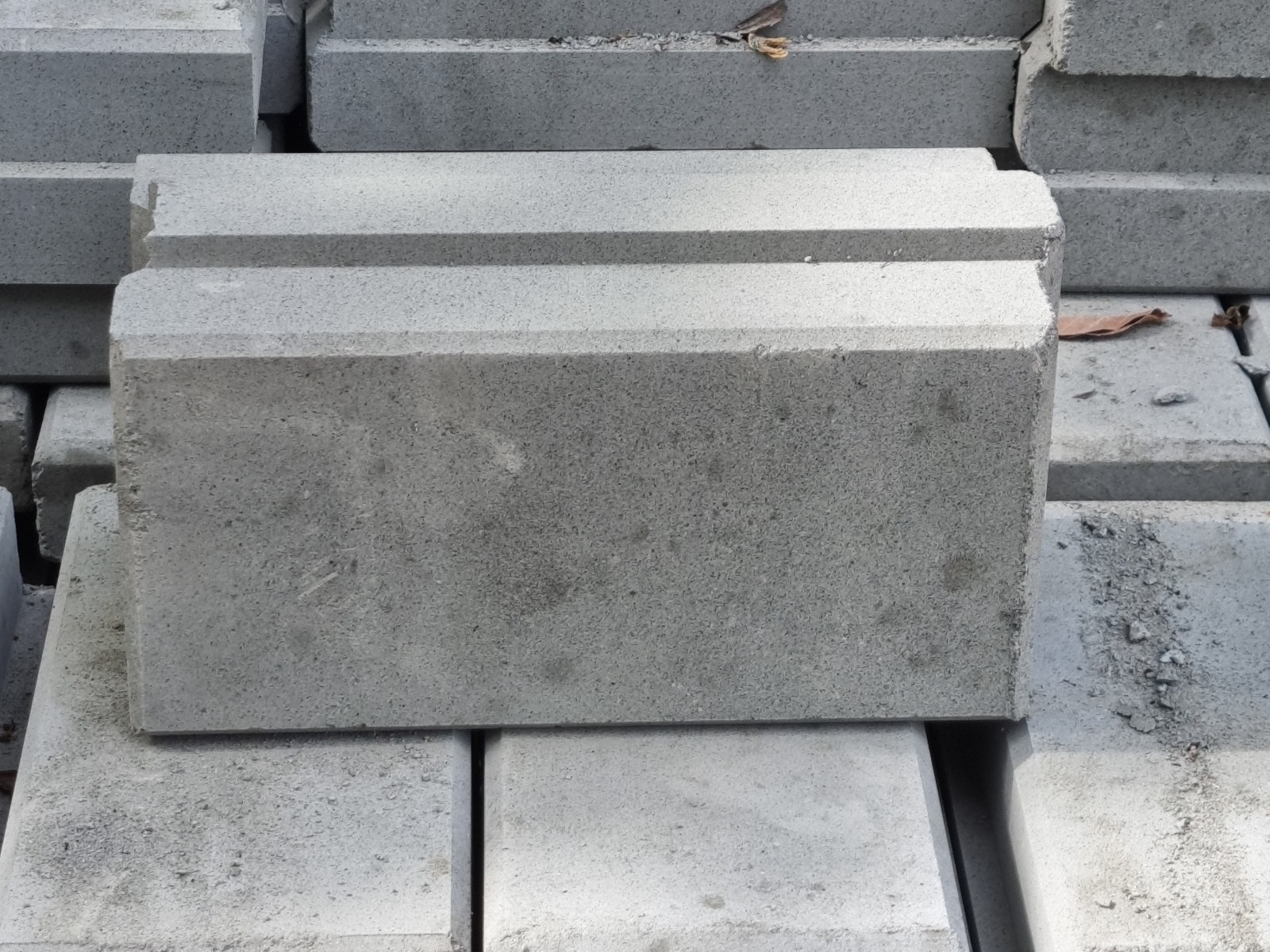 Interlock Block Manufacturing in Thiruverumbu | IGLOO BUILDING MATERIALS