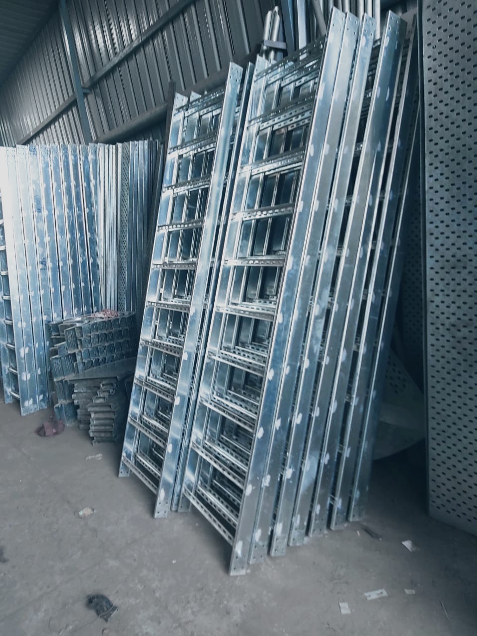 Ladder Tray Manfactured in GI Pre galvanized | S.V. Metals & Extrusions ...