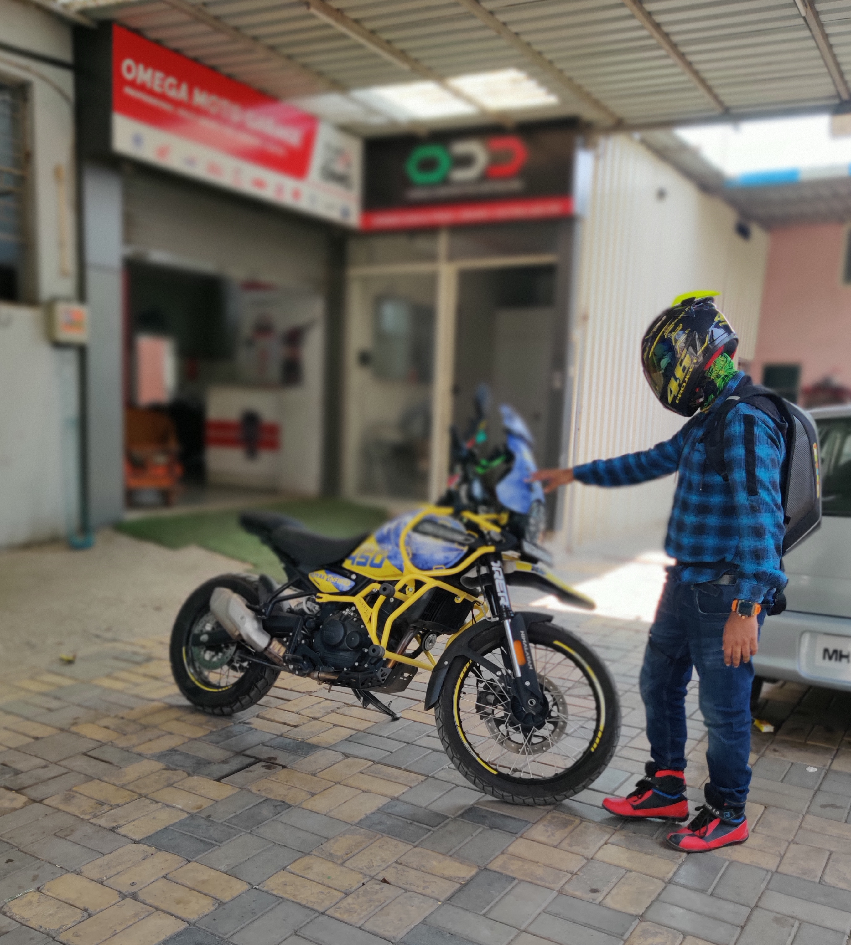 Himalayan 450 wrap work and custom paint job done.... | OMEGA MOTO ...