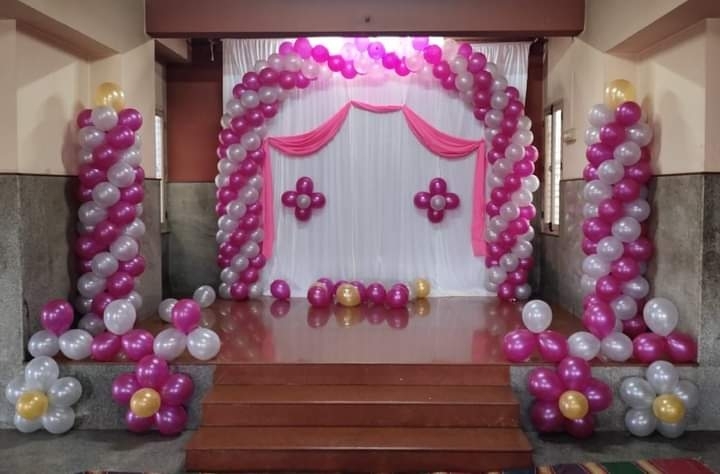 Simple Stage Decoration With Balloons