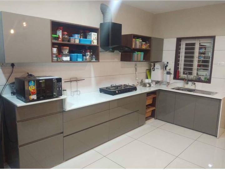 Best modular kitchen glass acrelic finish | Laxmi Modular Kitchens - Pune