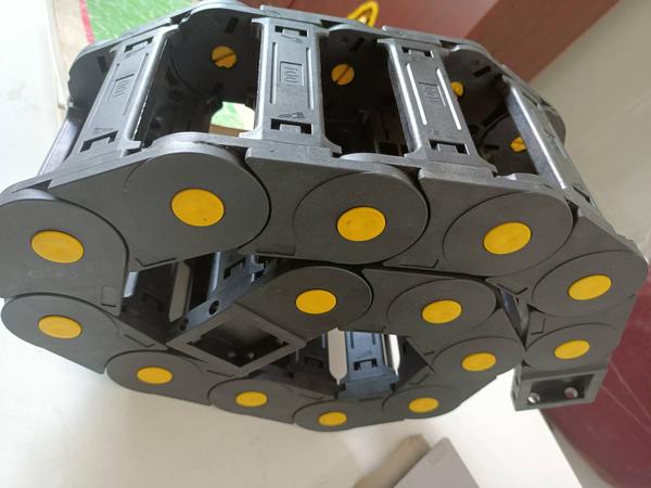 Cable carrier drag chain, Drag chains, etc... | SSB INDUSTRIAL SOLUTIONS