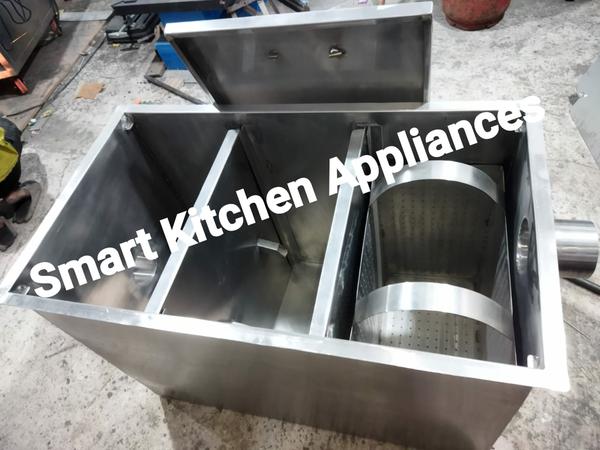 Oil And Grease Trap Fully Stainless Steel. | Smart Kitchen Appliances ...