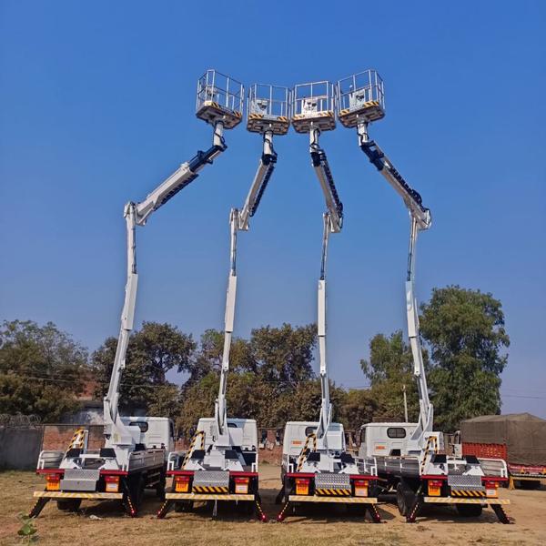 MANIAR & COMPANY in Ahmedabad